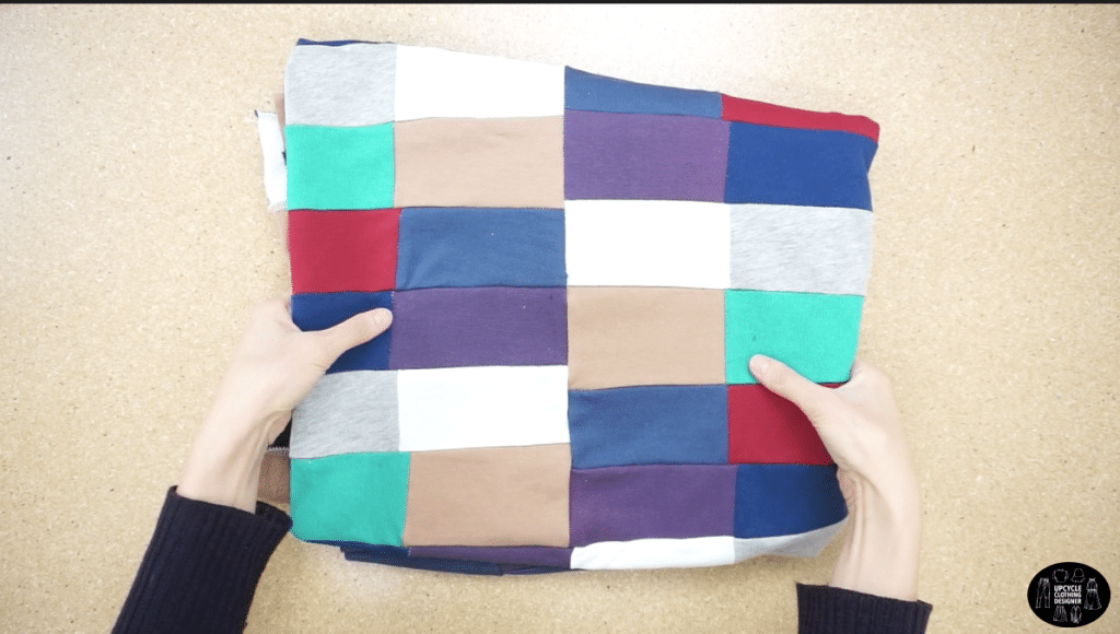 DIY Patchwork Cropped Hoodie Sweatshirt (With Free Sewing Pattern ...