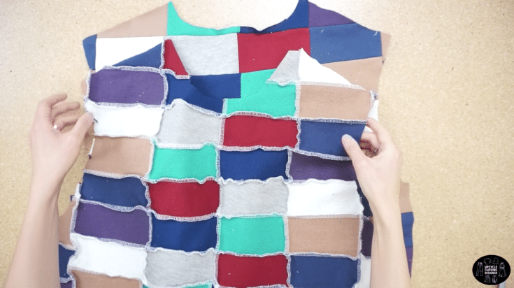 DIY Patchwork Cropped Hoodie Sweatshirt (With Free Sewing Pattern ...