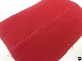 How To Straight Stitch On A Sewing Machine – Fashion Wanderer